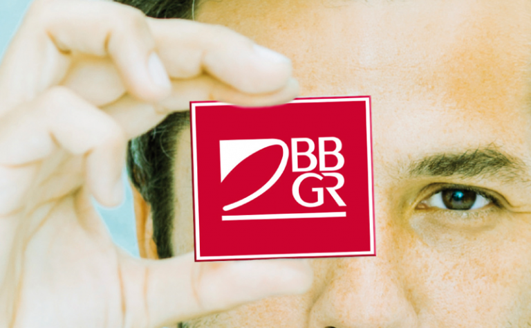 “Inicia el curso”, nueva campaña de BBGR Lens Iberia - Revista óptica ...